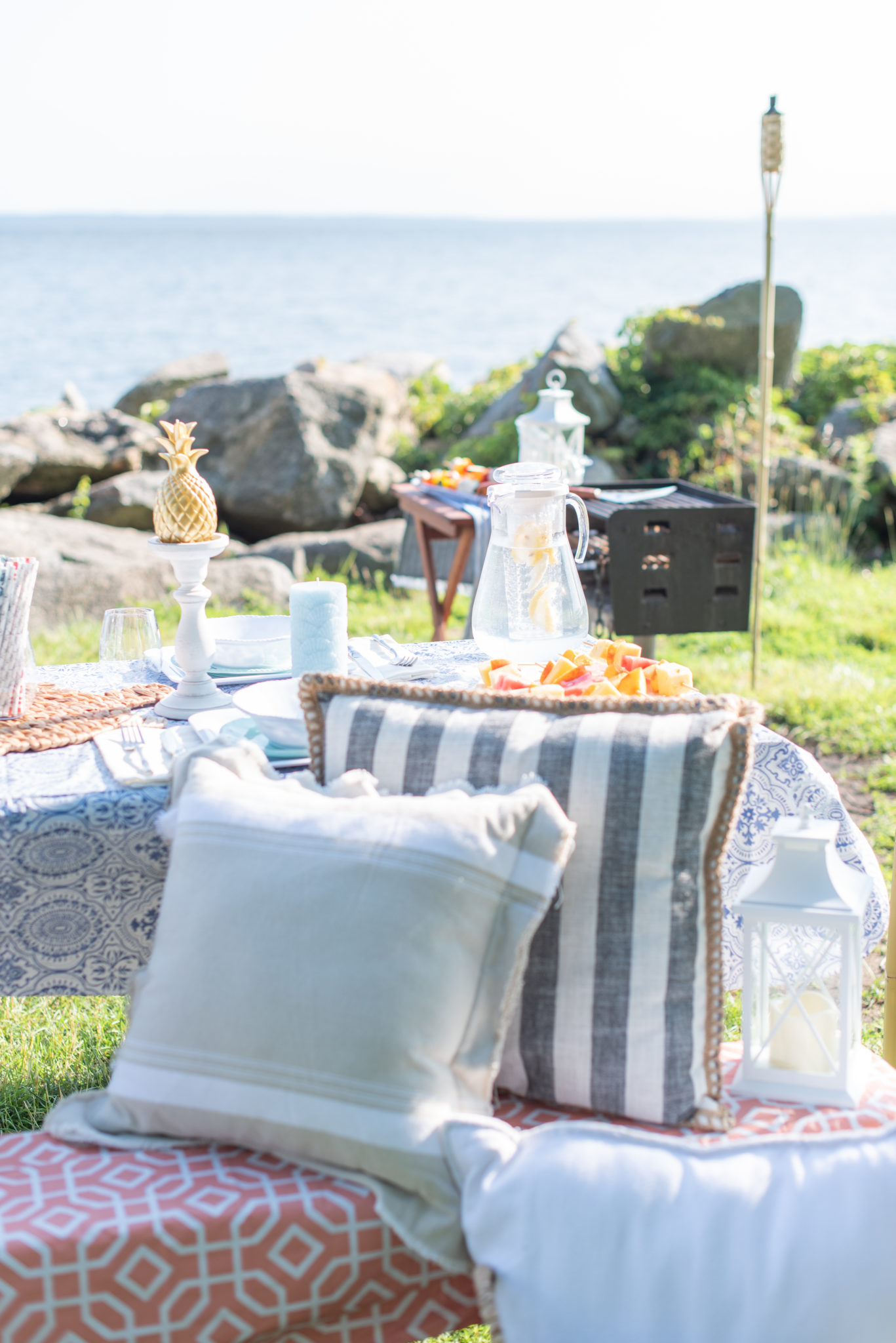 BBQ Battle + 5 Tablescape Tips with Christmas Tree Shops